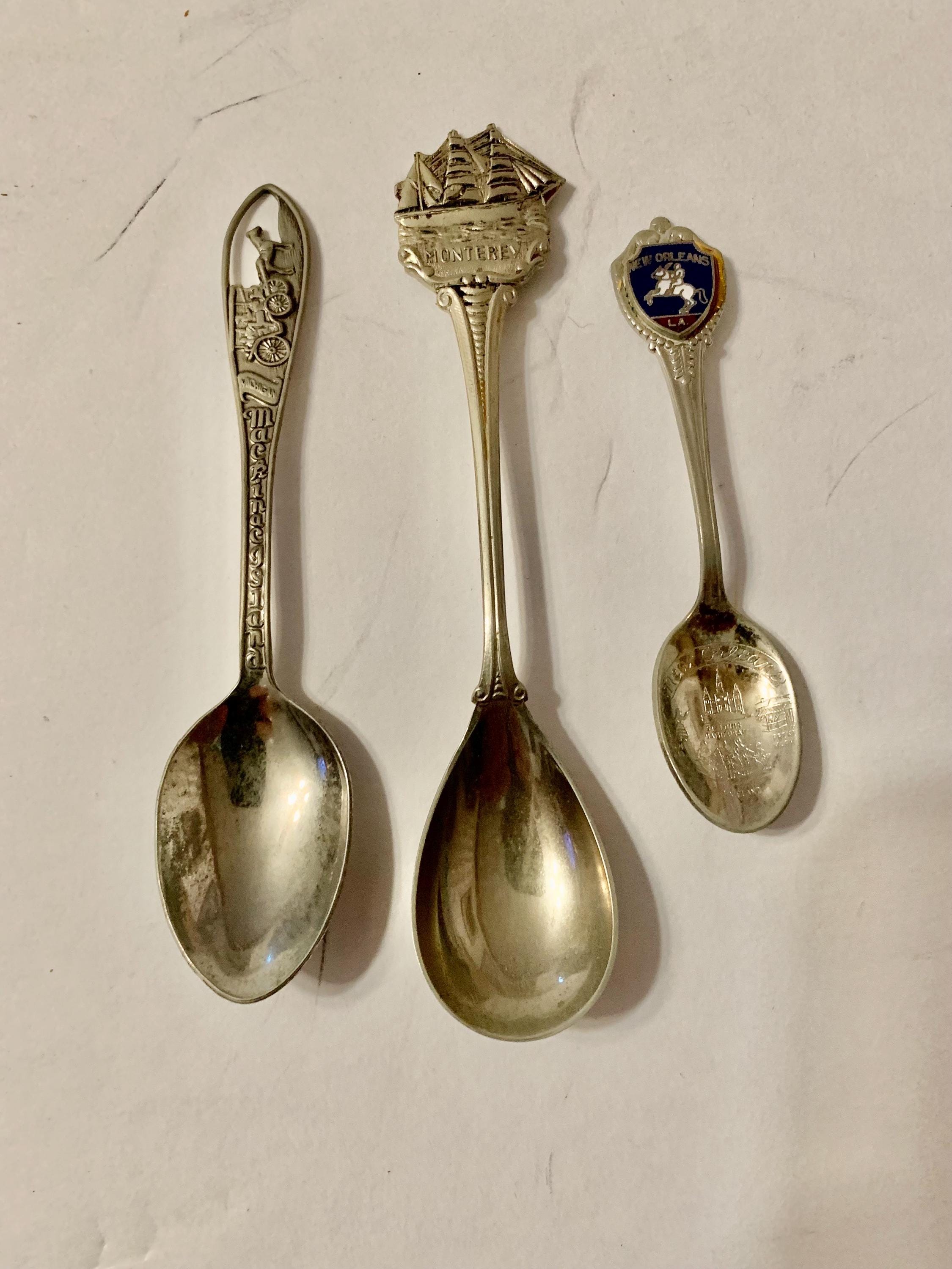 Vintage Souvenir Spoon Collection: 18 Spoons With Display Rack - Etsy