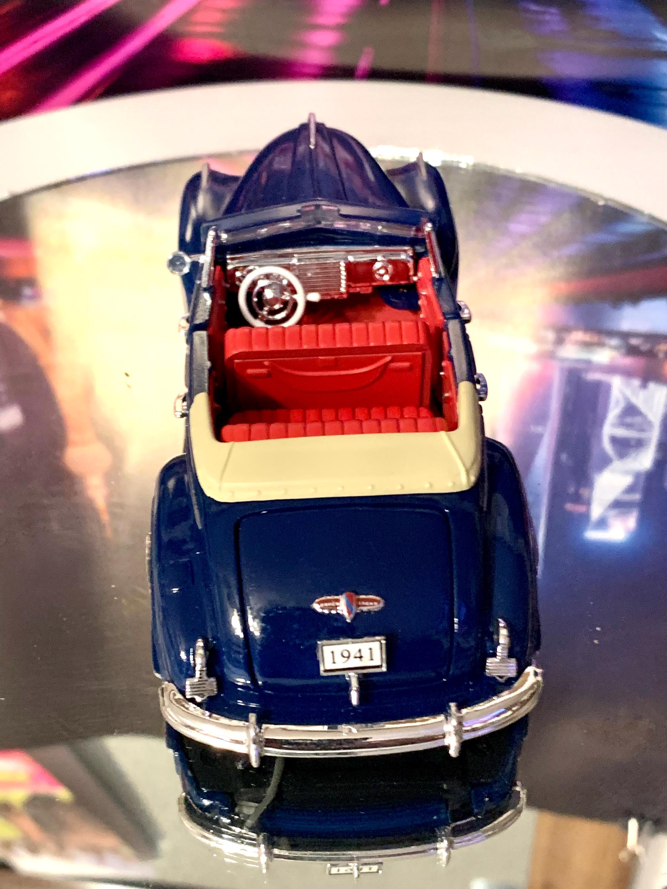 1:32 Scale Vintage 1941 Buick Model 51C Convertible Phaeton in Dark ...