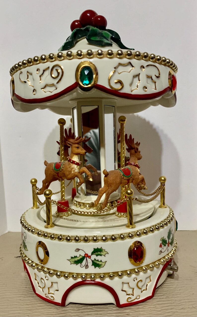 Working Wind up Christmas Carousel With Reindeer Plays We Wish You a ...