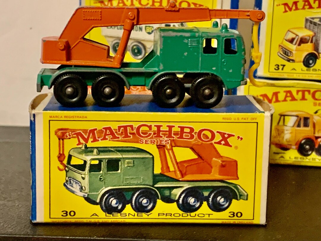 1:64 Scale Matchbox 30 8 Wheeled Crane Truck. Can Find No Wear. in ...