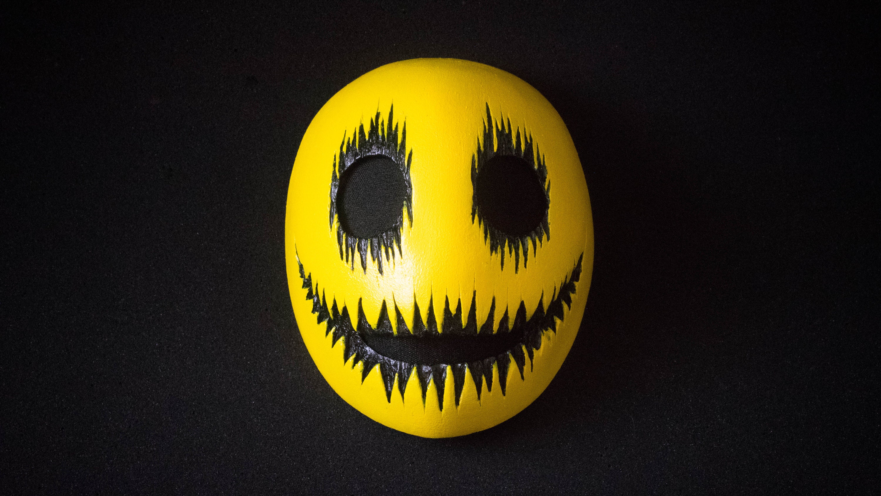 Smiley Killer Mask