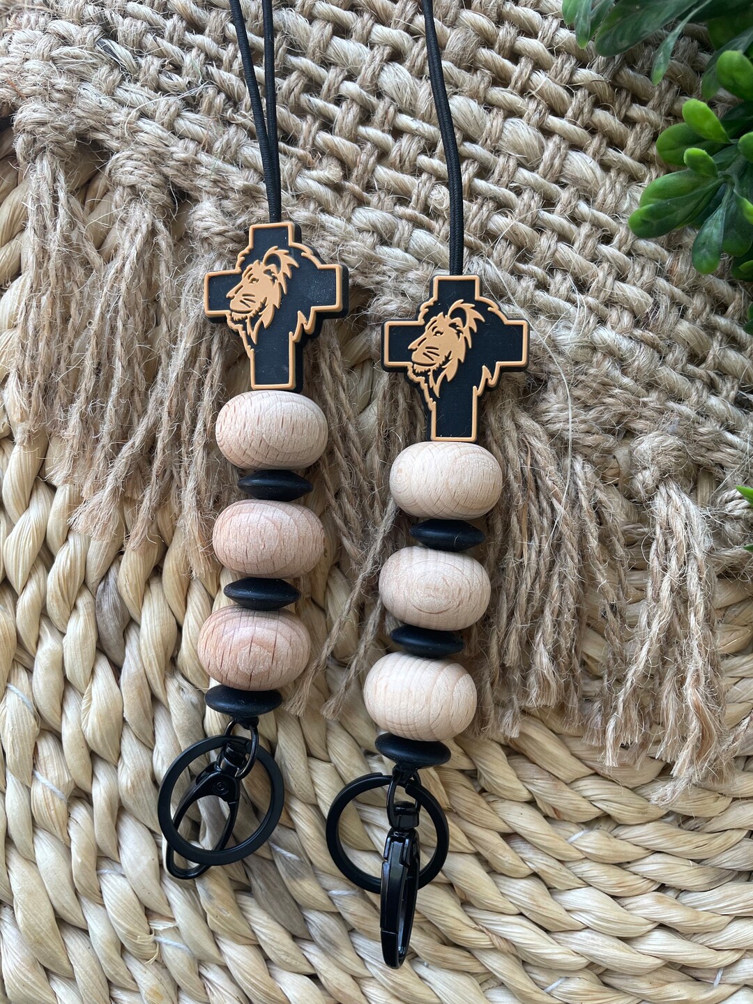 Lion of Judah Christian Cross Stretchy Breakaway Teacher Lanyard for ...