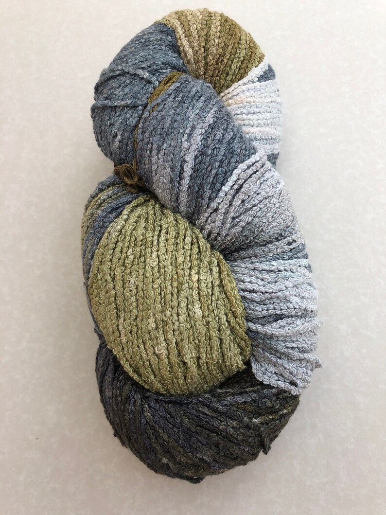 PITTSBURGH- #461 in the Urban Yarns Line of Multi-colored Rayon Chain ...