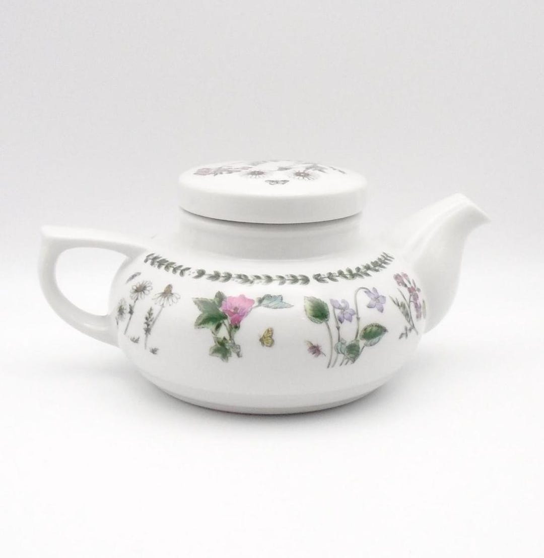 Vintage Andrea by Sadek Tea Pot, Botanical Pattern With Floral Designs ...