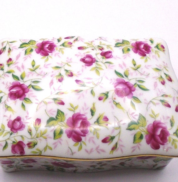 Vintage Lefton Rose Chintz Porcelain Cigarette Box/ T… - Gem