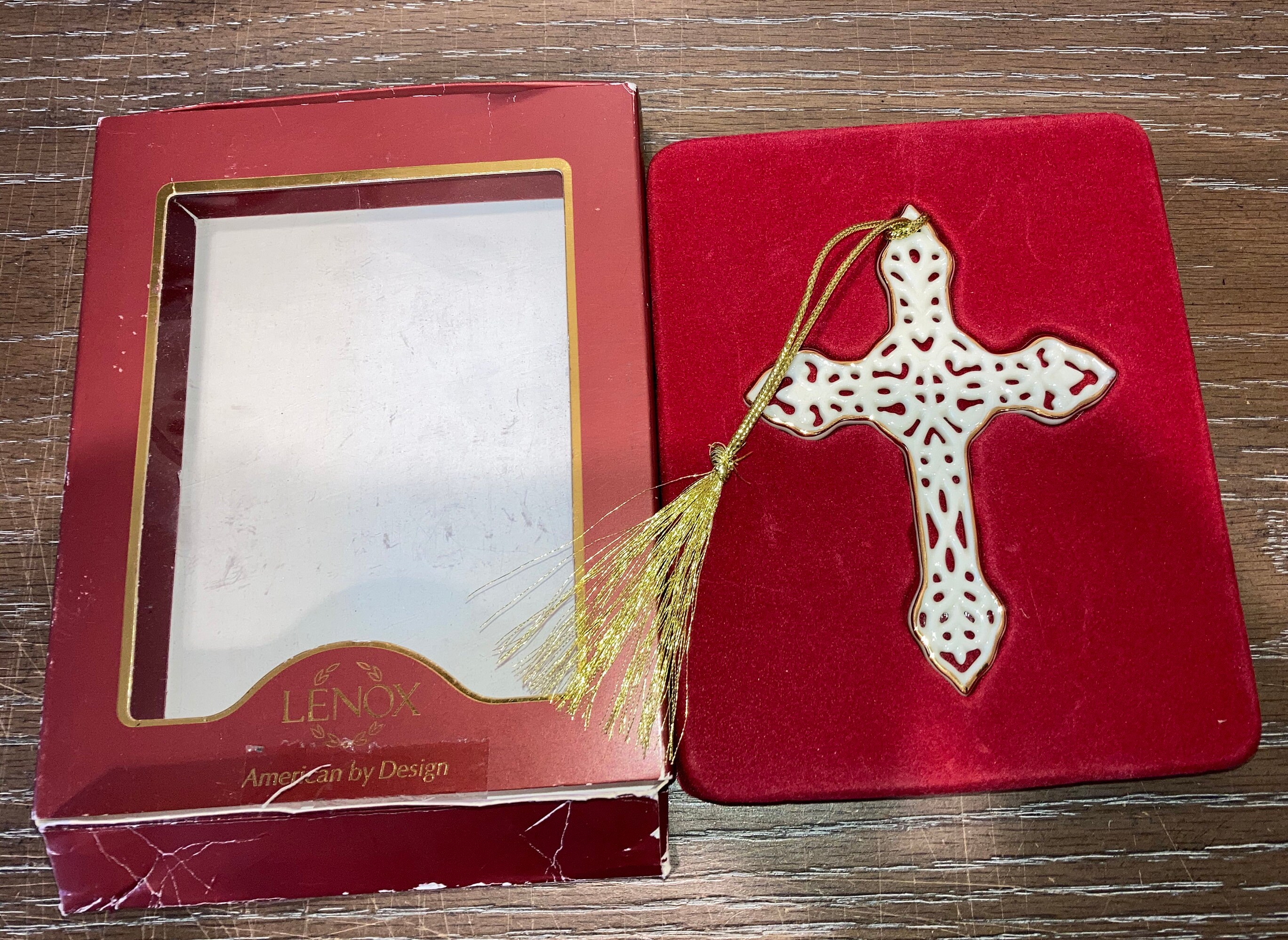 Lenox Cross for sale | Only 3 left at -60%