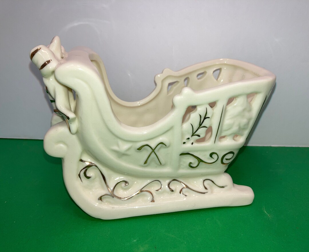 Vintage Cream Gold Sleigh, Vintage Cream Colored Sleigh, Vintage Cream ...