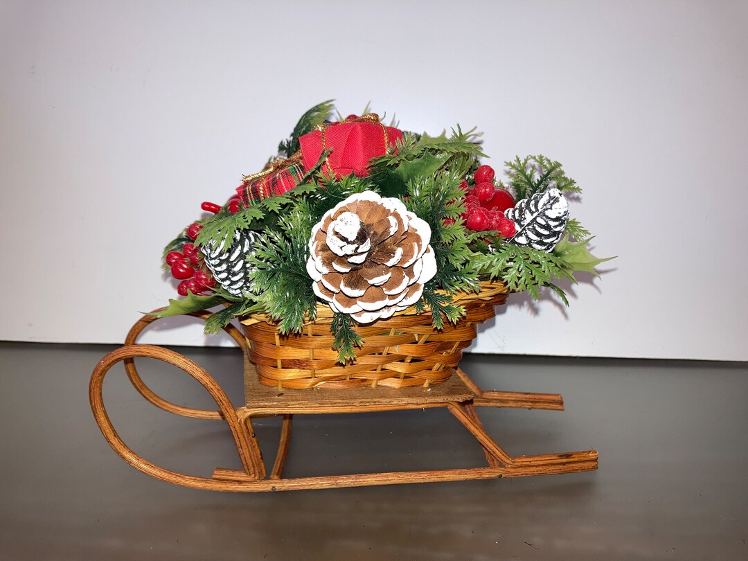 Vintage Wicker Sleigh, Wicker Sleigh Holly Pine Cones, Wicker Sleigh ...