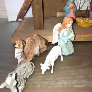 Vintage 12 Piece Italian Nativity Set, Vintage Italy Wooden Manger ...