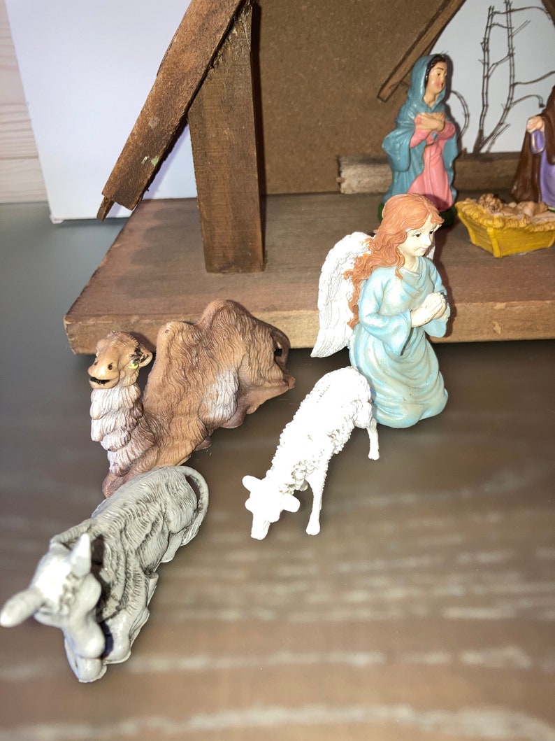 Vintage 12 Piece Italian Nativity Set, Vintage Italy Wooden Manger ...