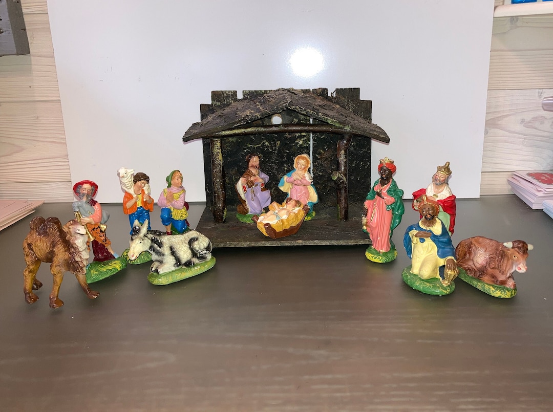 Vintage 13 Piece Italian Nativity Set, Vintage Wooden Manger, Fontanini ...