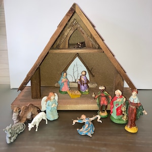 Vintage 12 Piece Italian Nativity Set, Vintage Italy Wooden Manger ...