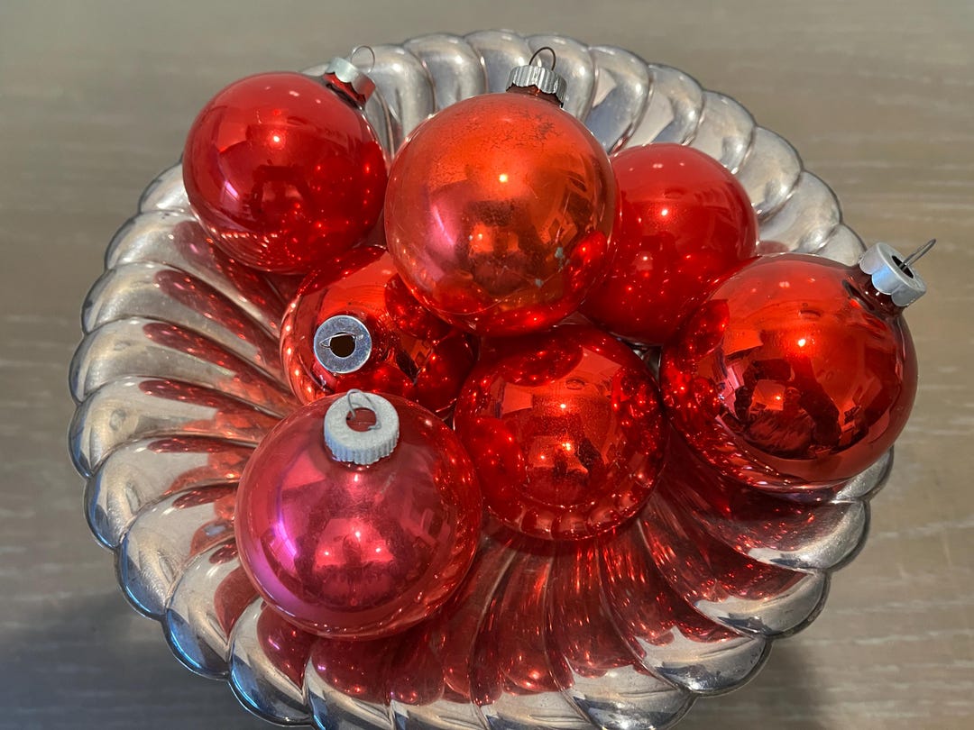 8 Red Glass Ornaments, 2 1/2" Red Color USA Ornaments, Made in USA ...
