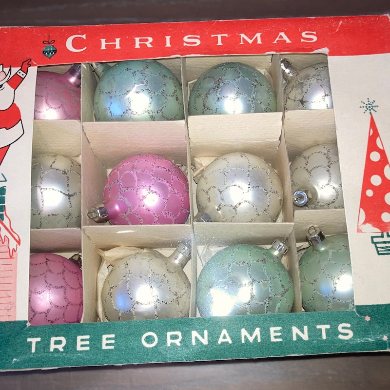 Fantasia Fish Scale Ornaments - Etsy Canada