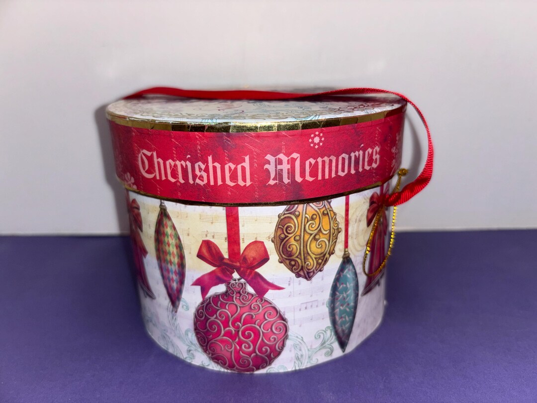 Vintage Christmas Box, Christmas Gift Box, Small Round Christmas Box ...