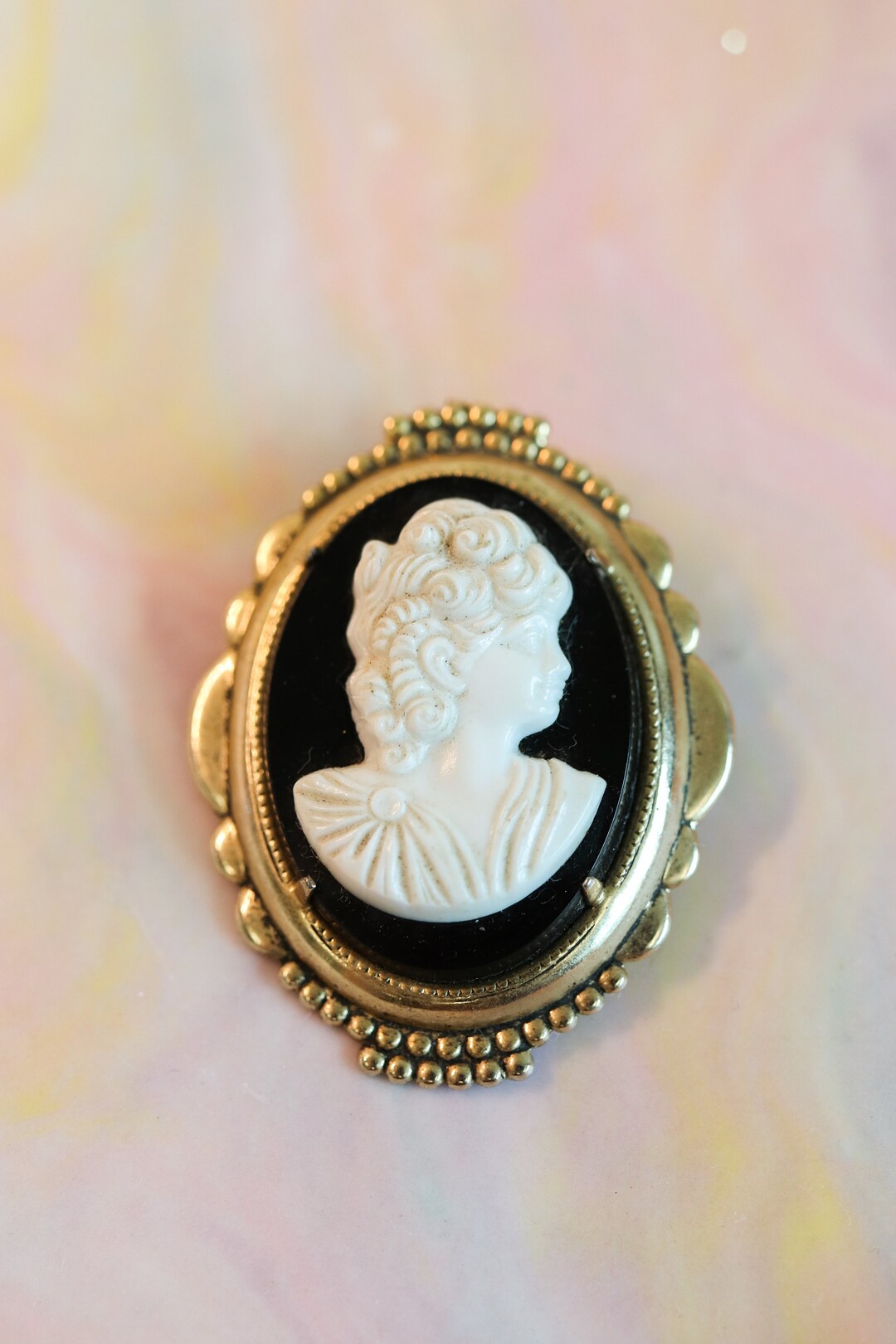 Vintage Victorian Lady Black Cameo Brooch, Black Cameo Gold Brooch ...