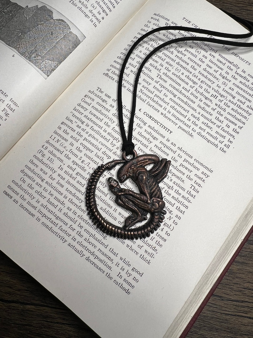 Xenomorph Queen Mother Alien // Electroformed Copper // Pendant ...