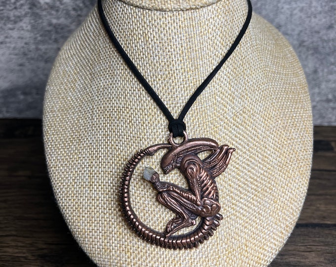 Xenomorph Queen Mother Alien // Electroformed Copper // Pendant ...
