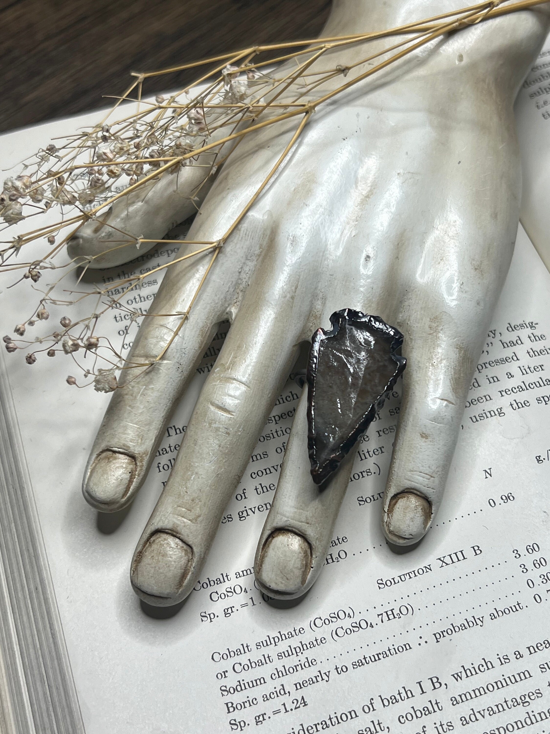 Flint Arrowhead Ring 7.25 // Electroformed Copper - Etsy
