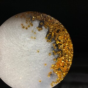 Resin Coaster Sets, White and Gold Coasters, Handmade, 4” Diameter ...