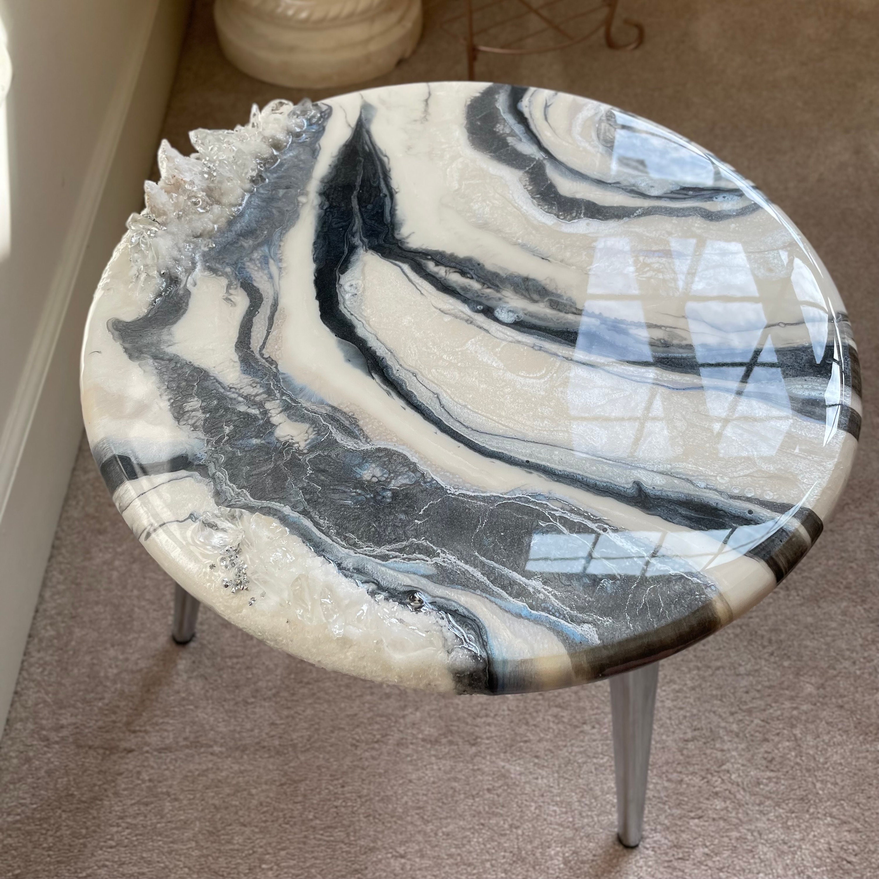 Small Handmade Geode Table With Real Geodes and Crystals, Resin and ...