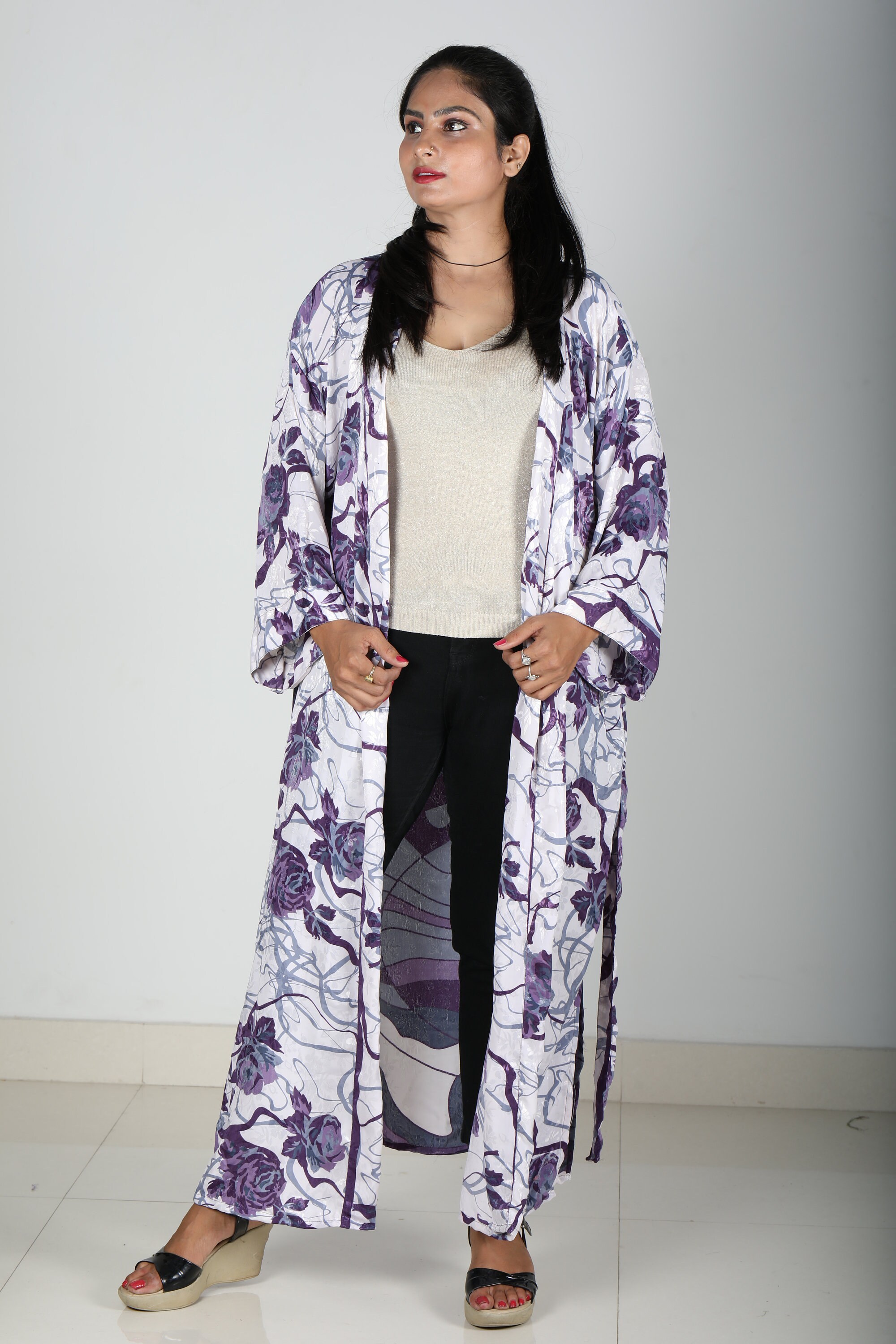 Women Luxury Long Kimono Art Sari Robe With Elegant Bridal Wear ...