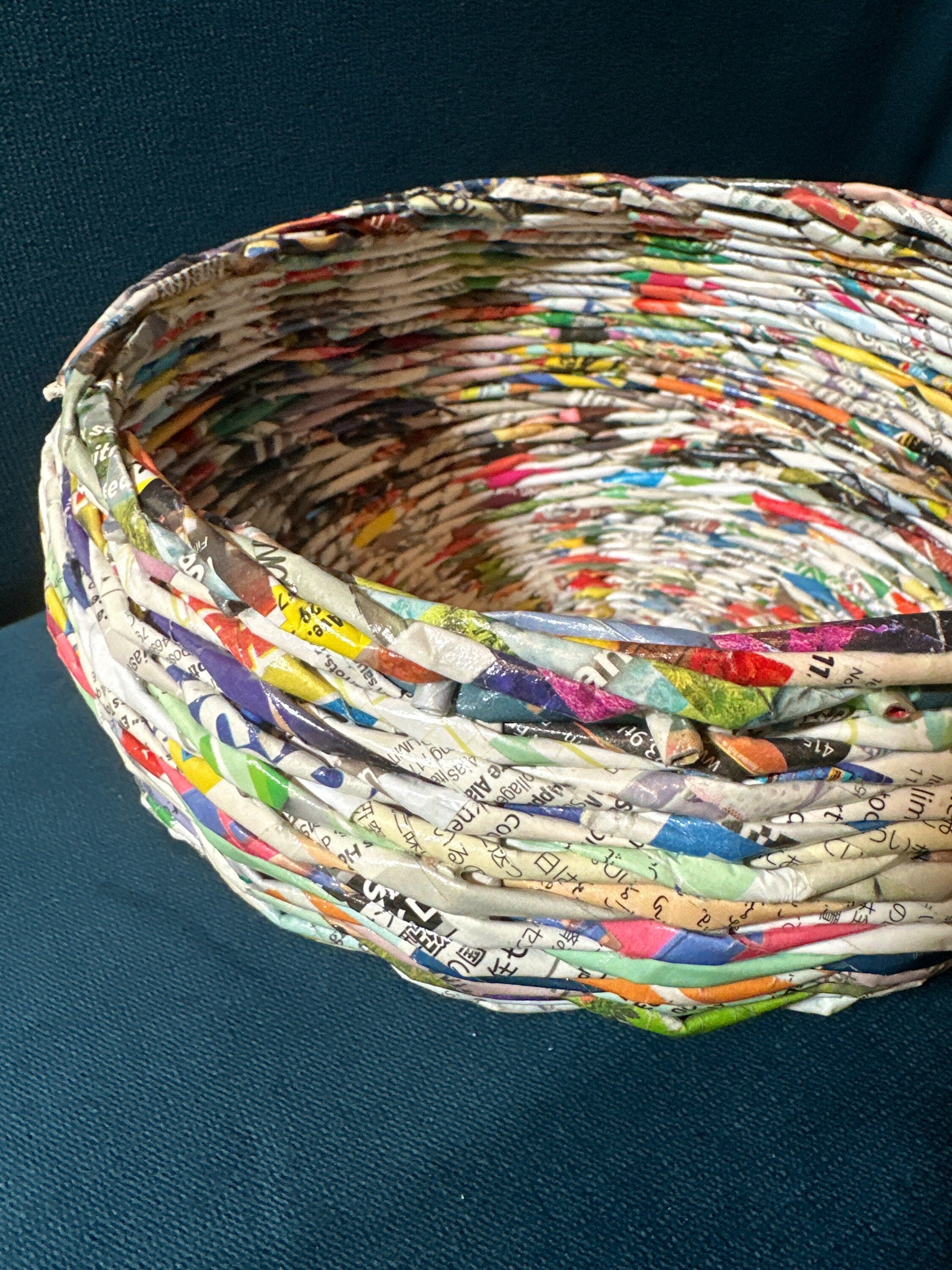 Recycled Newspaper Magazine Woven Weaving Rounded 10 Paper Basket - Etsy