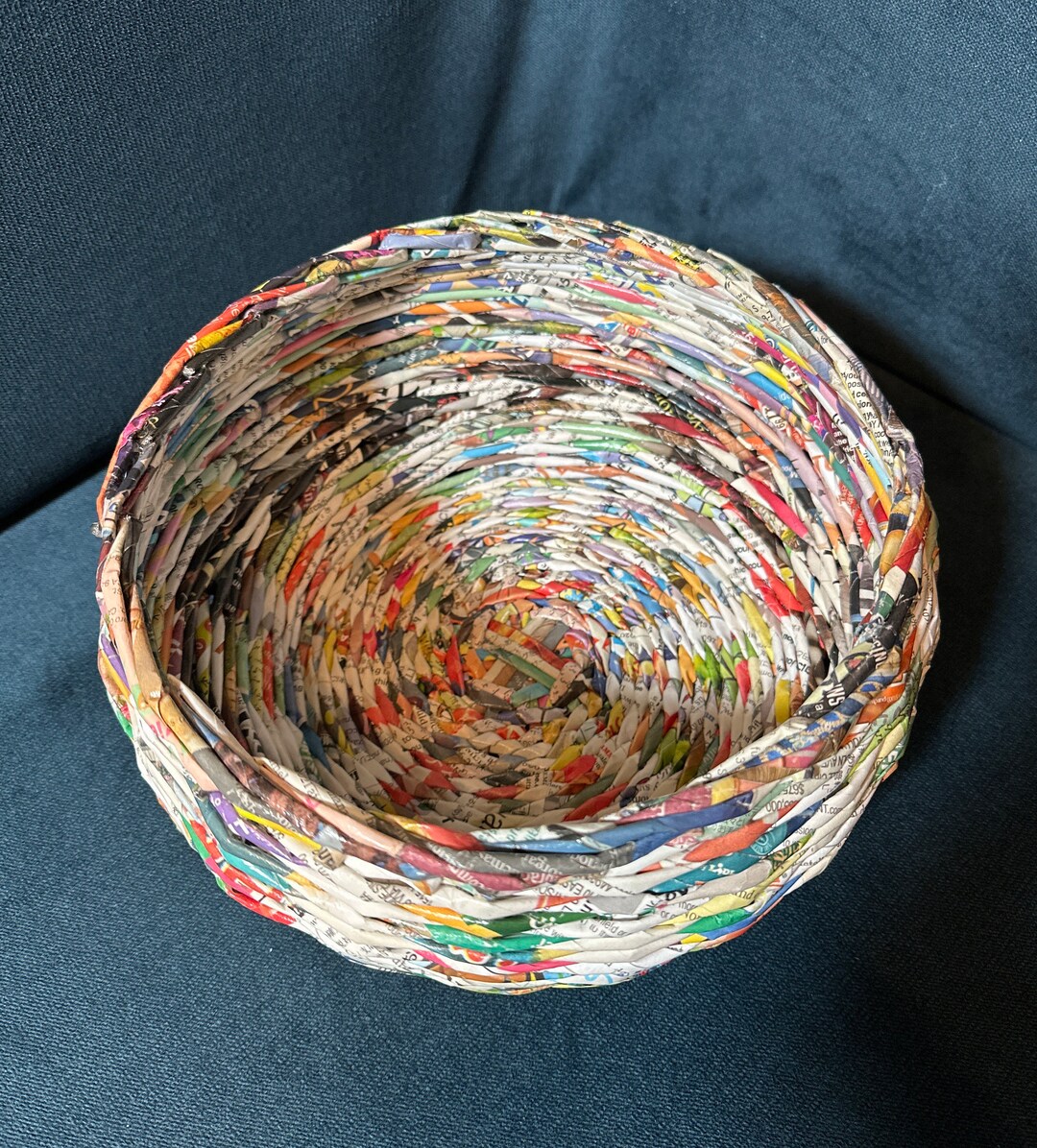 Recycled Newspaper Magazine Woven Weaving Rounded 10 Paper Basket - Etsy