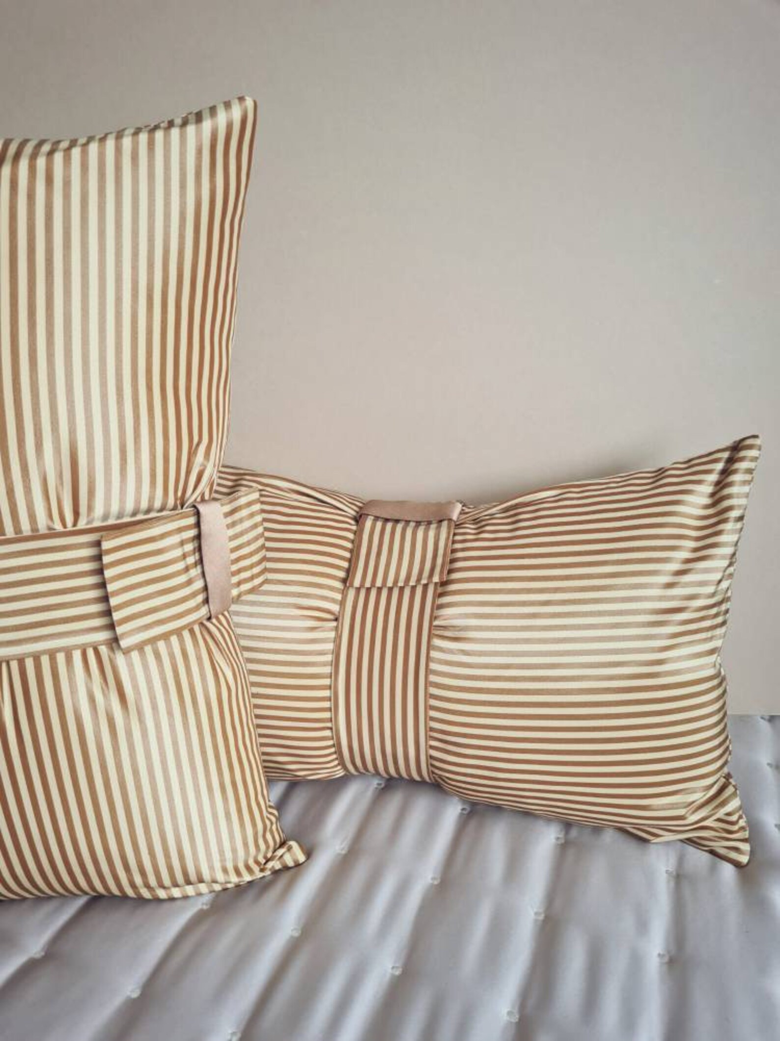 Pure Silk Cushion Cover 30cmx50cm Decorative cushion cover - Etsy.de