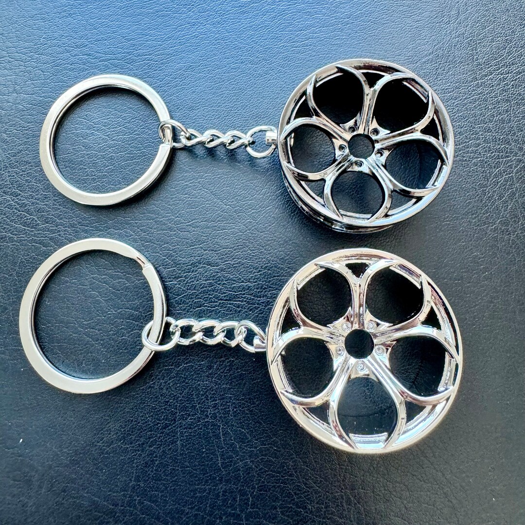 Premium Metal Wheel Rim Keychain, Key Ring, Unleash Your Automotive ...