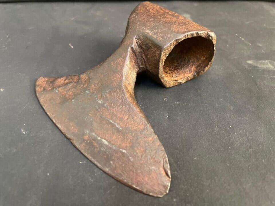 Old Vintage Hand Forged Rustic Iron Axe Hatchet / Axe Head Wood Cutter ...