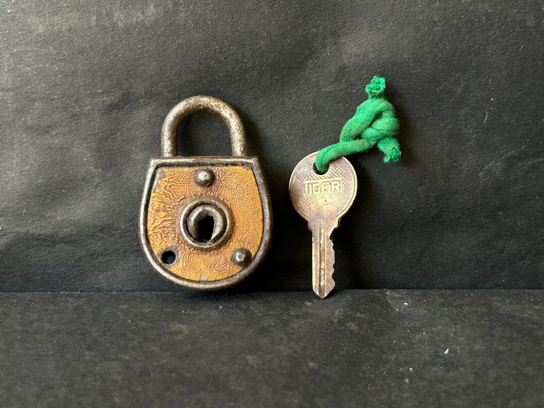 Old Vintage Rare Rustic Iron Rich Patina Small Unique Padlock With Key ...