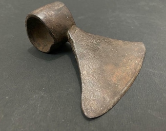 Old Vintage Hand Forged Rustic Iron Axe Hatchet / Axe Head Wood Cutter ...