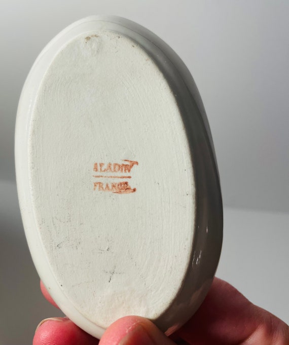 Antique French faience pin dish. Small Art Nouveau po… - Gem