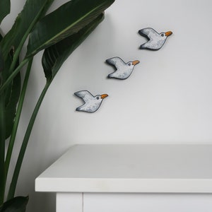 Seagull - Quirky Wall Hanging - Flying Bird Wall Art - Seaside Wildlife ...