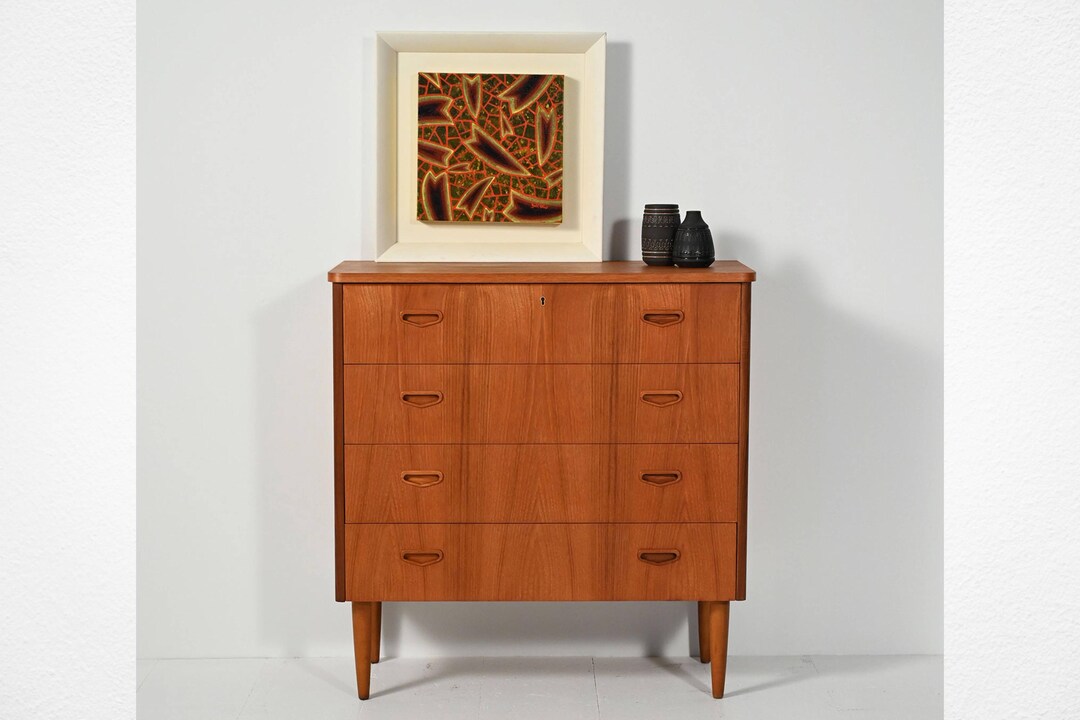 Scandinavian Teak Chest of Drawers – 1950s/60s Dresser With Sculpted ...