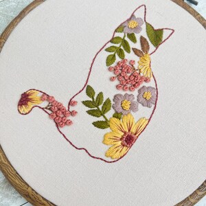 Flower Garden Cat in Rose Modern Embroidery Digital PDF Pattern - Etsy