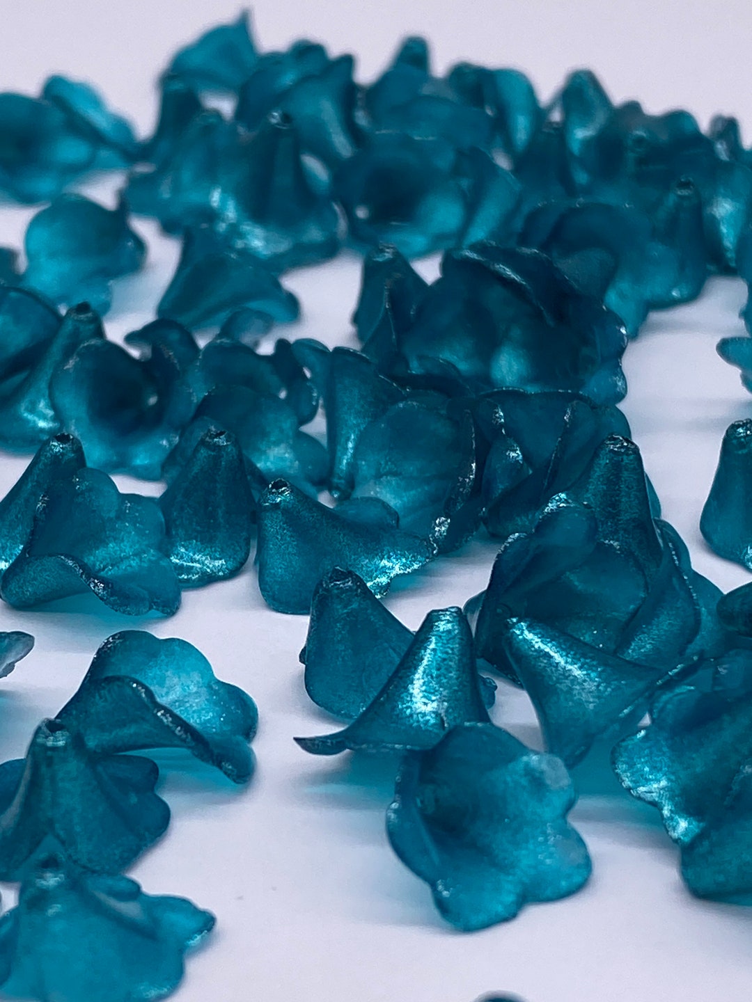 Pearly Small Trumpet Flower Beads. Acrylic. Turquoise ( 35 Pieces per ...