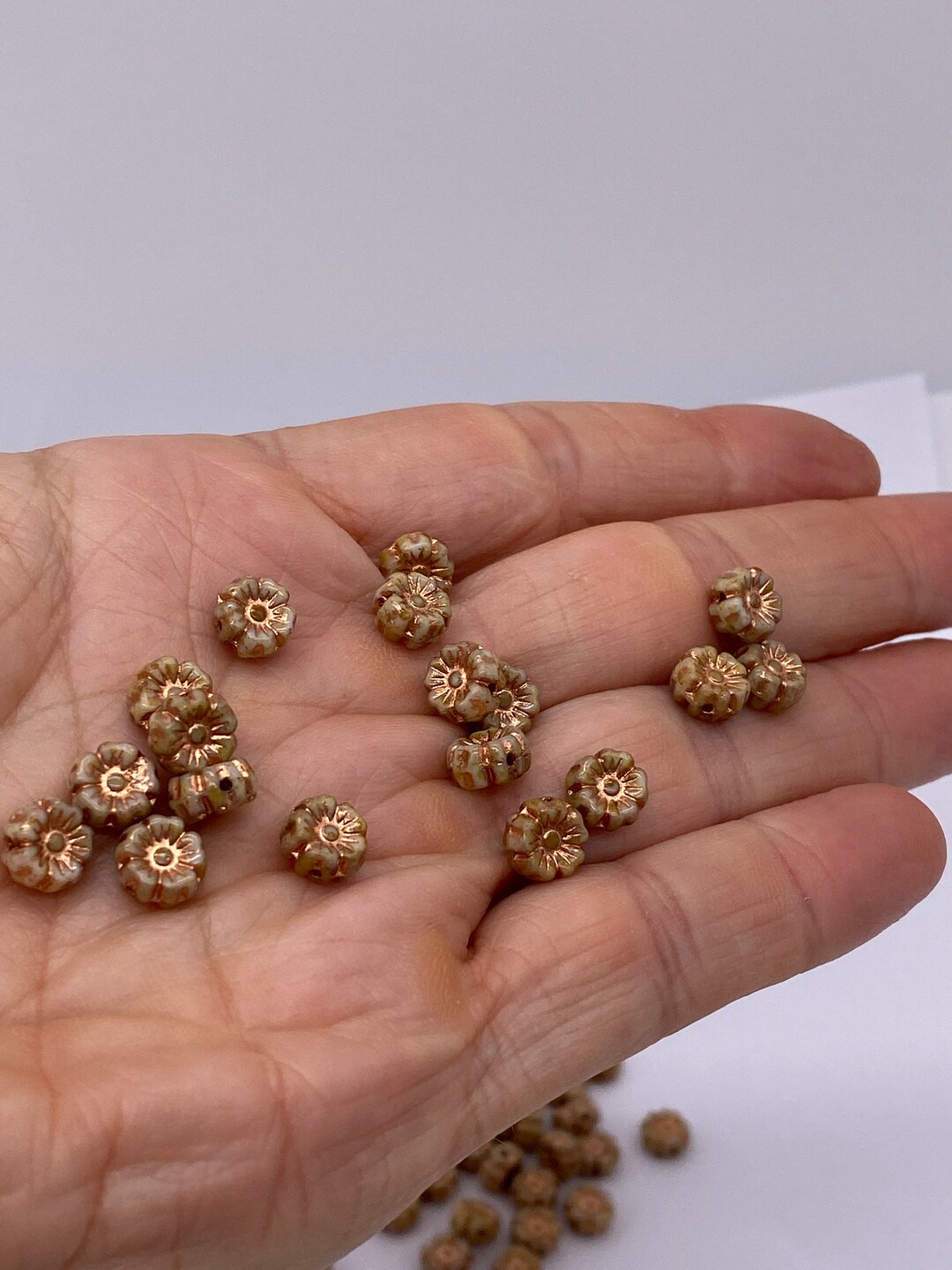 Small 7mm Pressed Glass Flower Bead. Opaque Beige and Gold. ( 40 Peices ...