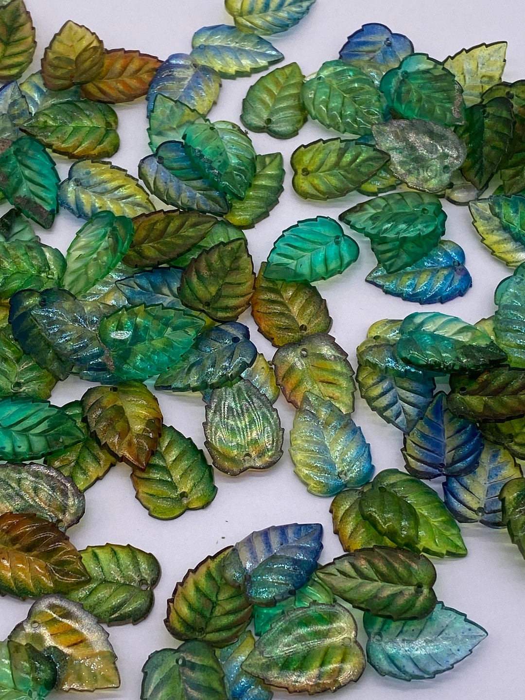 Ribbed Leaf Bead With Flat Base. Mixed Transparent Green Tones . 17mm ...
