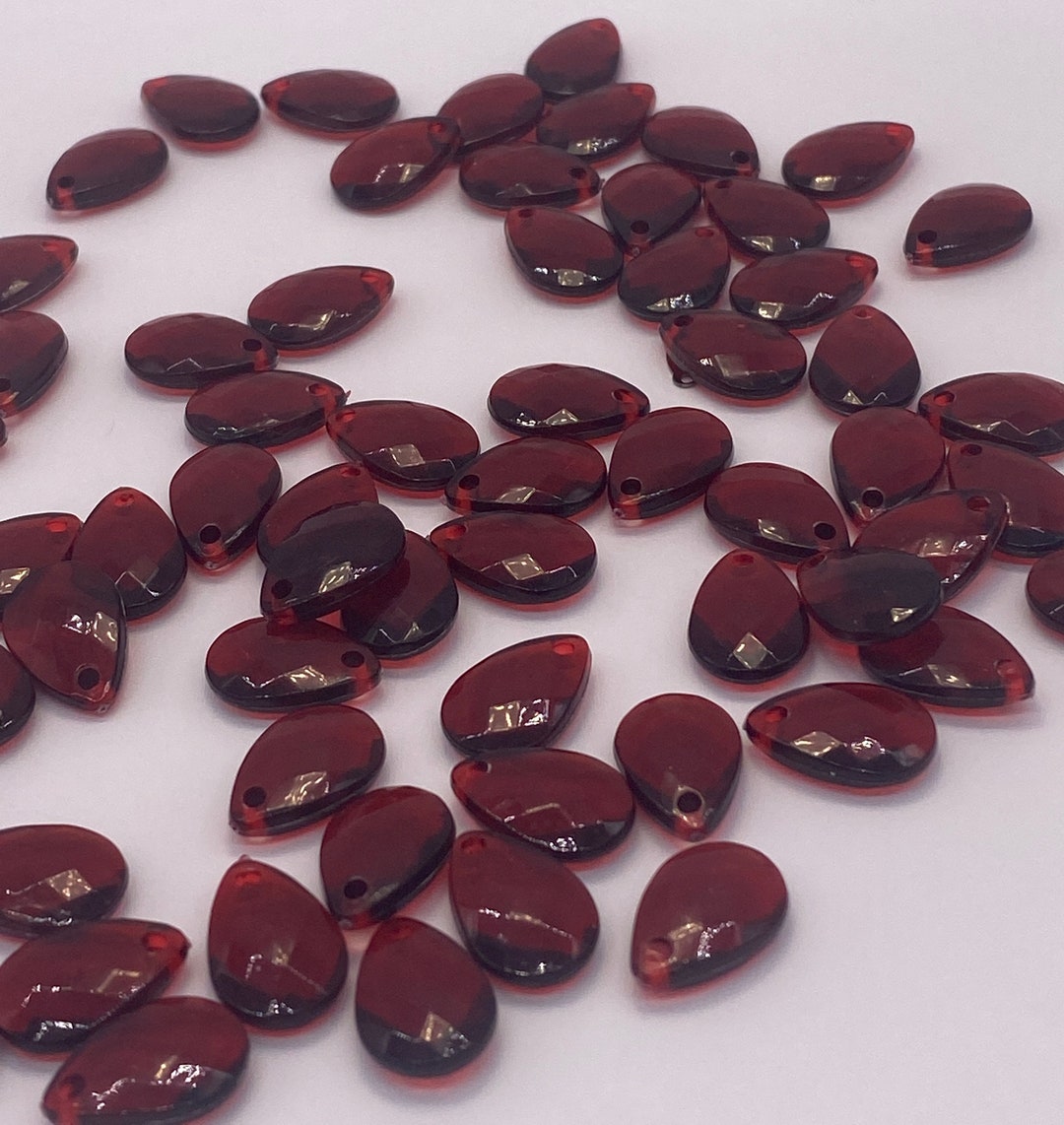 Vintage Facetted Flat Tear Drop. Maroon Red. Acrylic. 13mm ( 30 Pieces ...