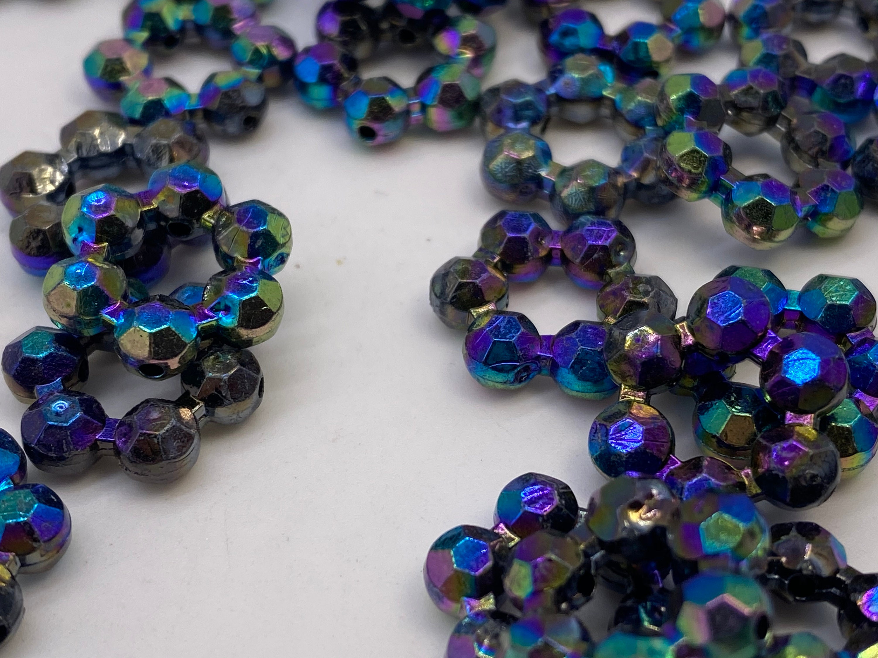 Round 6 Bead Connected Circle Bead. Acrylic 40 Pieces per - Etsy UK