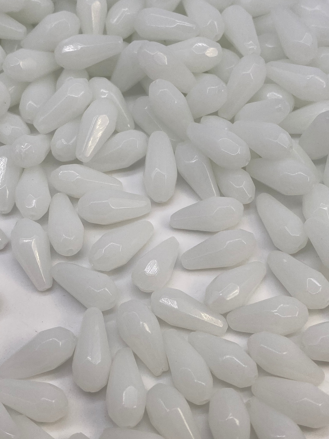 Milky White Facetted Glass Teardrop Bead. ( 30 Pieces per Price) - Etsy
