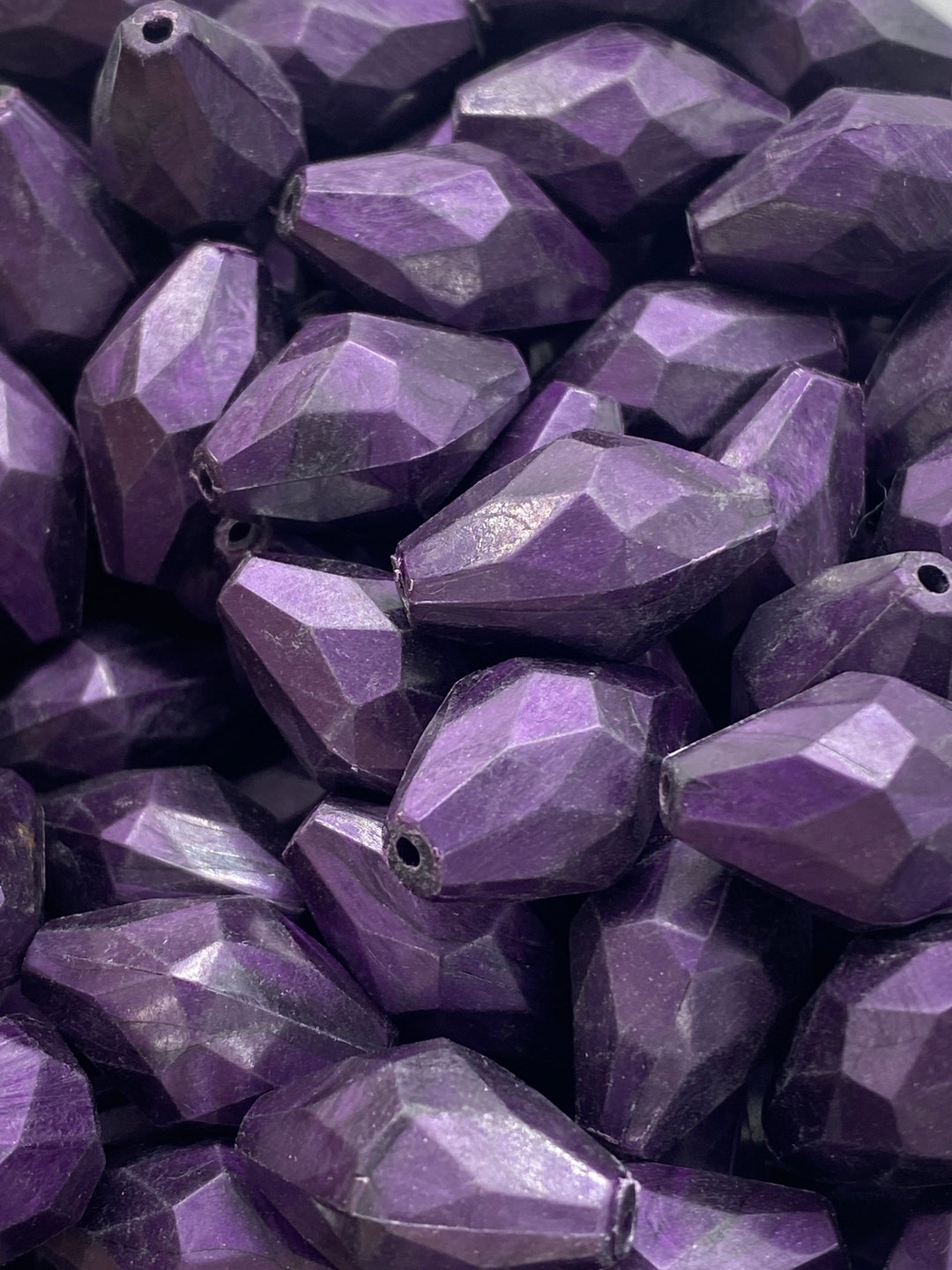 Vintage Facetted Bicone Lucite Bead. Opaque Purple. 17mm ( 20 Pieces ...