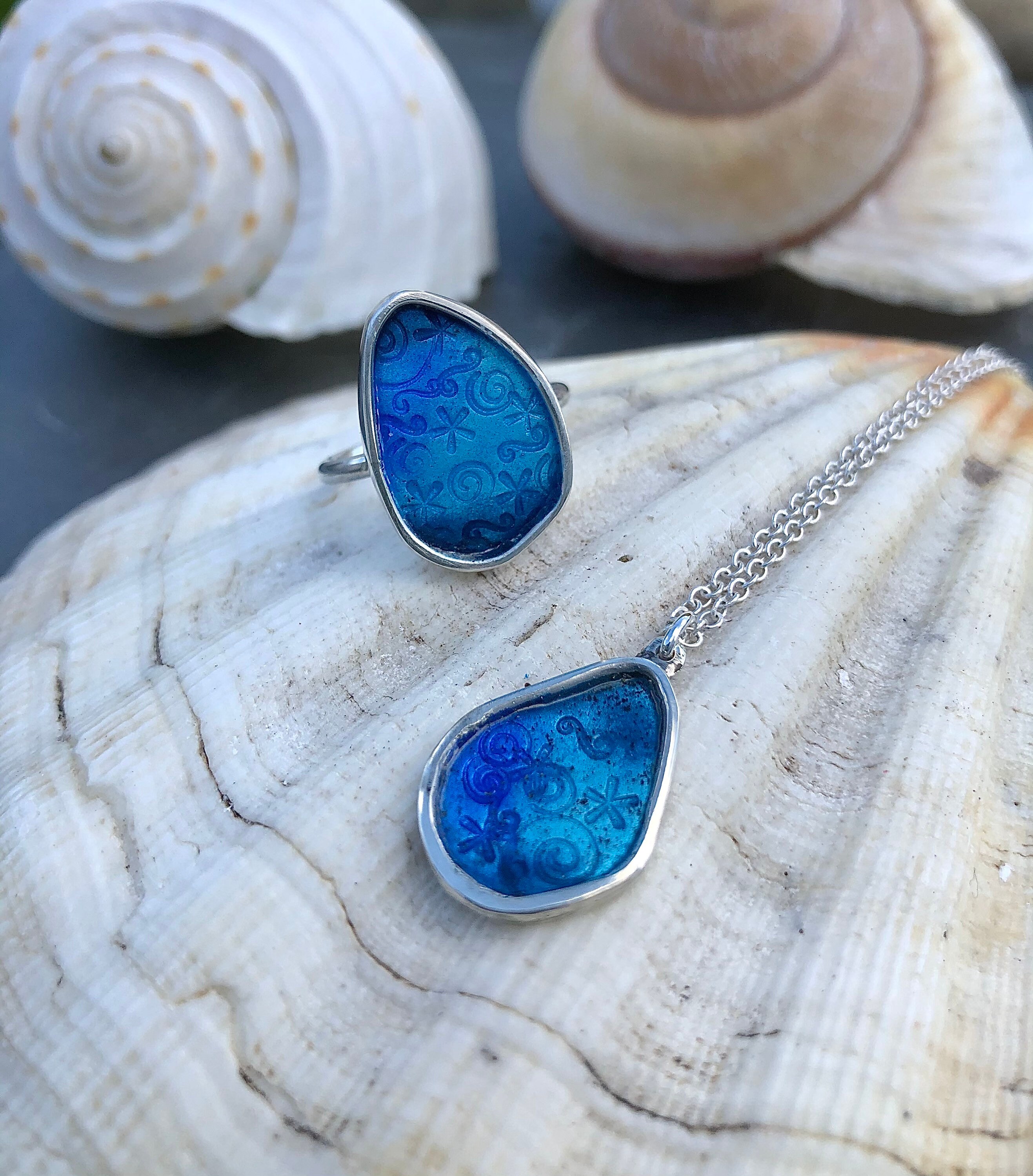 Enamel Pendant. Pebble Pendant, Sea Pendant, Gift for Sea Lovers, Gift ...