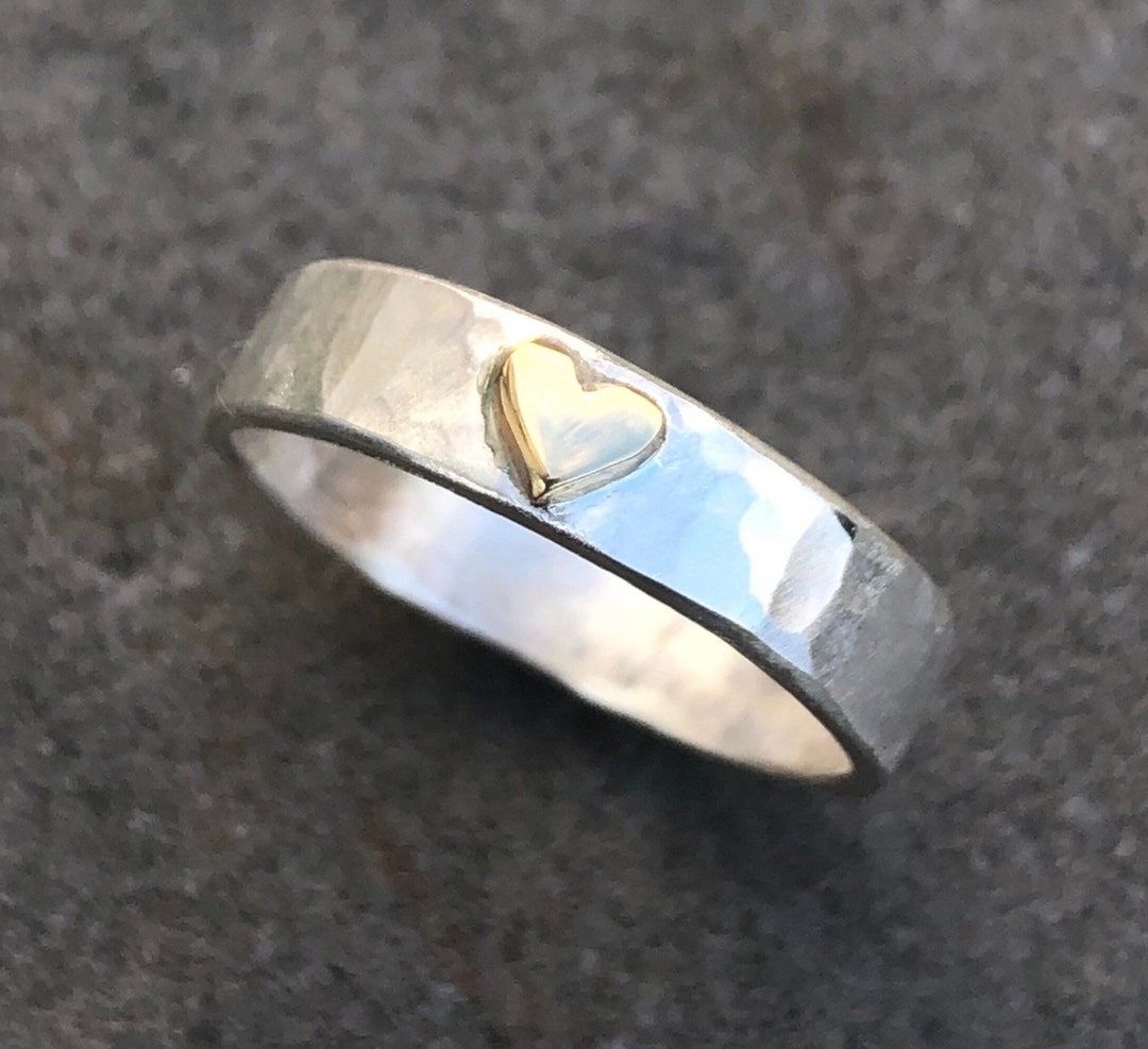 Gold Heart Ring. Gift for Her, Gold Heart Band, Hammered Silver Ring ...