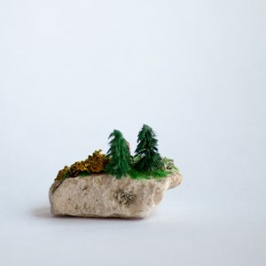 Deco Miniature Sculpture Micro House With Trees on Stone 0.8 Inches (2. ...