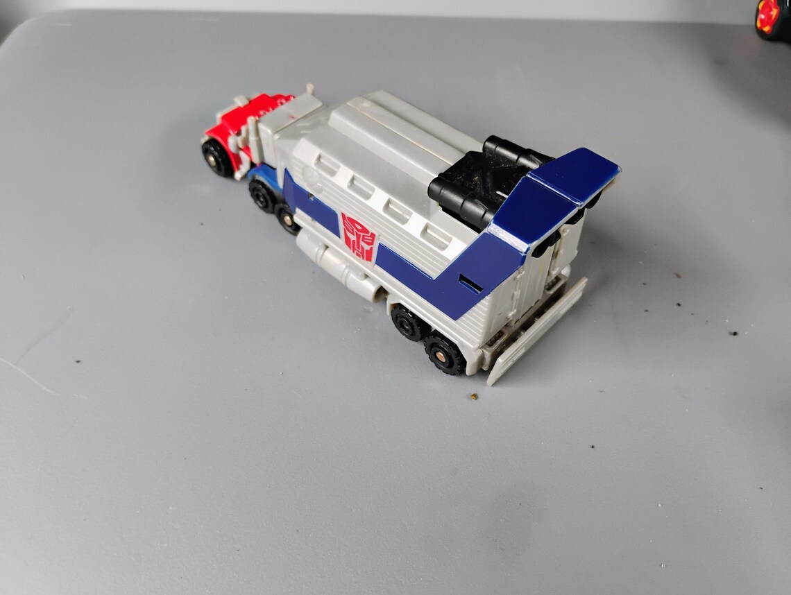 Optimus Prime Transformer Race and Launch, 2011 Hasbro - Etsy