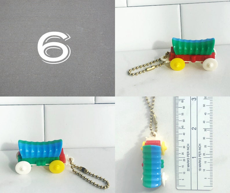 Vintage 1950s Covered Wagon Puzzle Keychain - Etsy