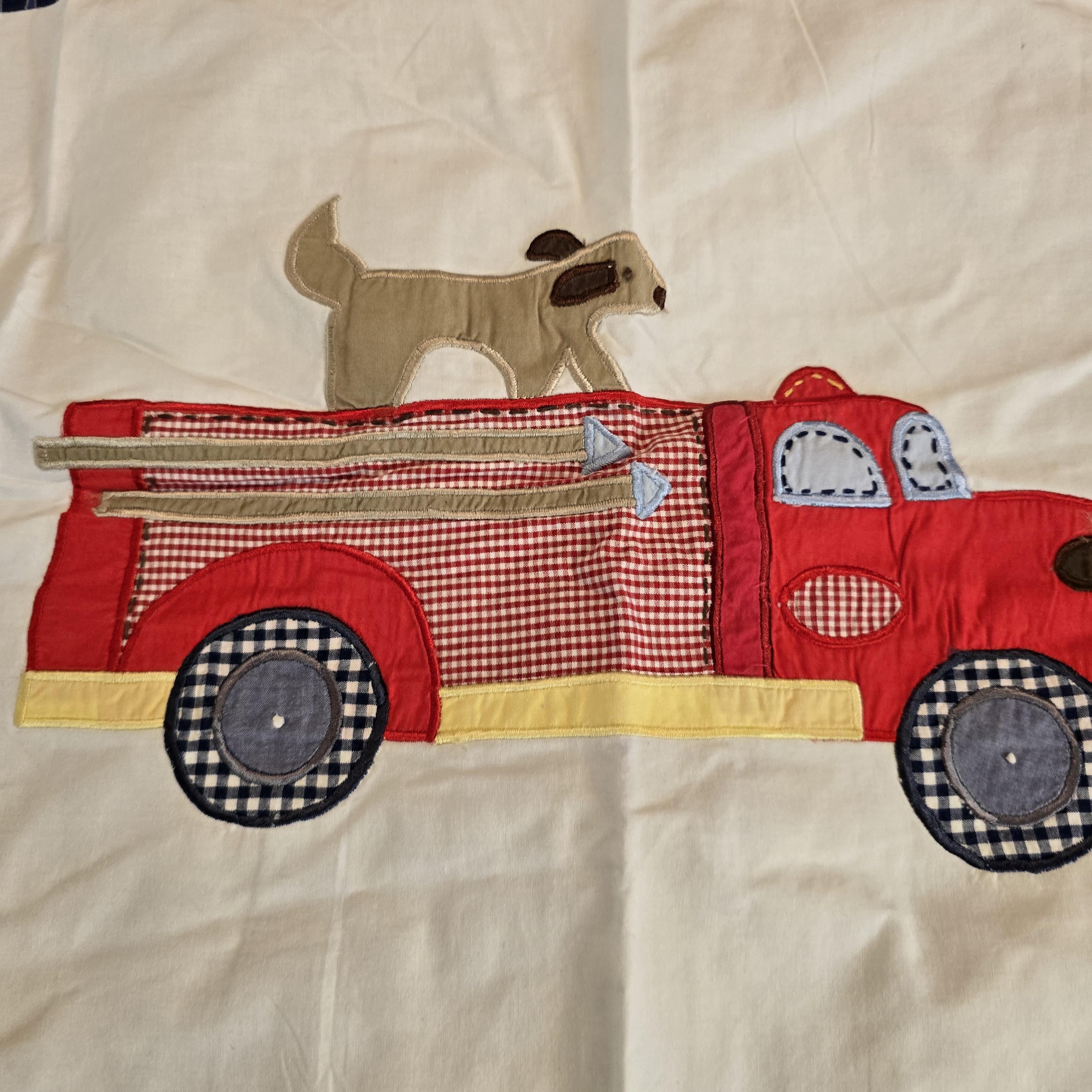 Morgan & Finch Cot Quilt Set - White Blue Red Appliqued Firetrucks and ...